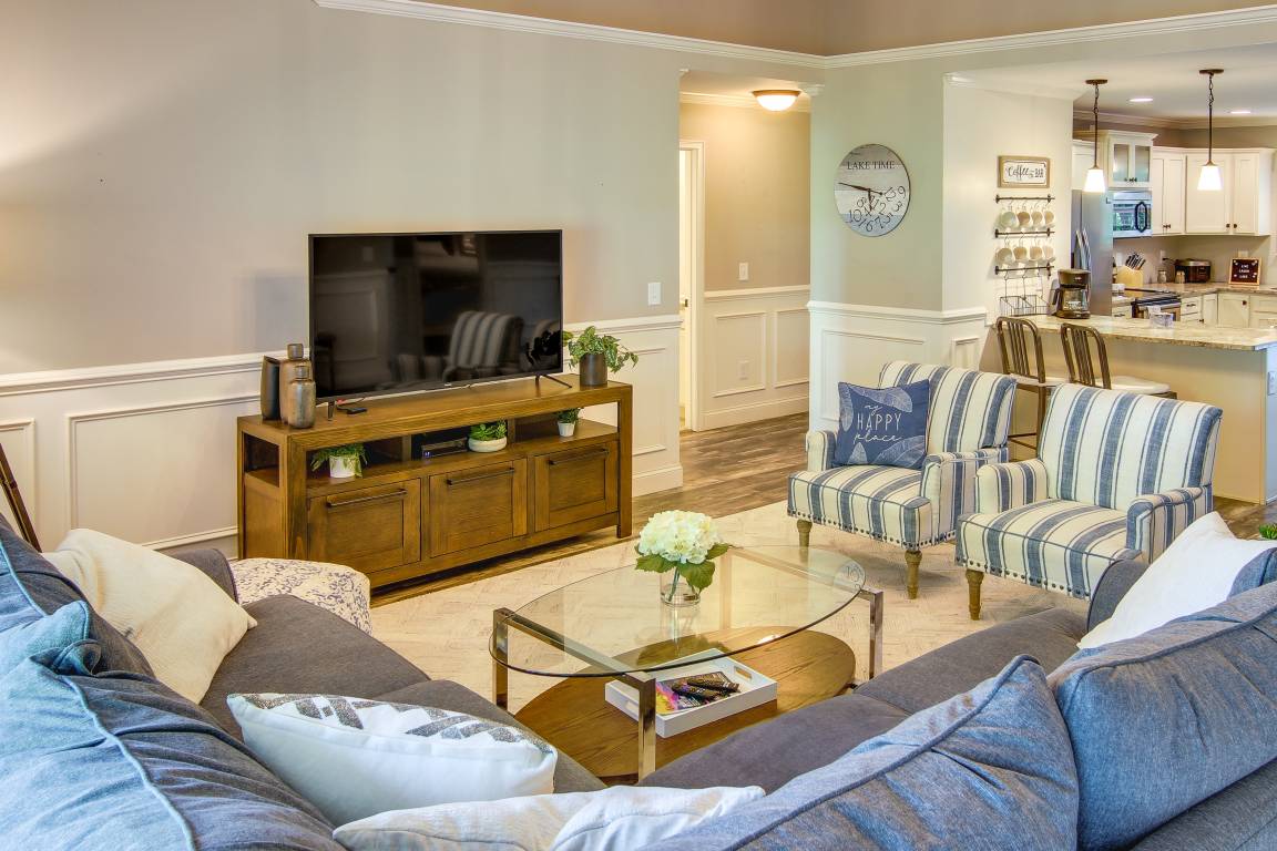 139 M² House ∙ 3 Bedrooms ∙ 7 Guests - Sandy Springs, SC