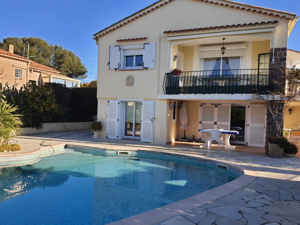 60 M² Villa ∙ 2 Chambres ∙ 4 Personnes - Fréjus