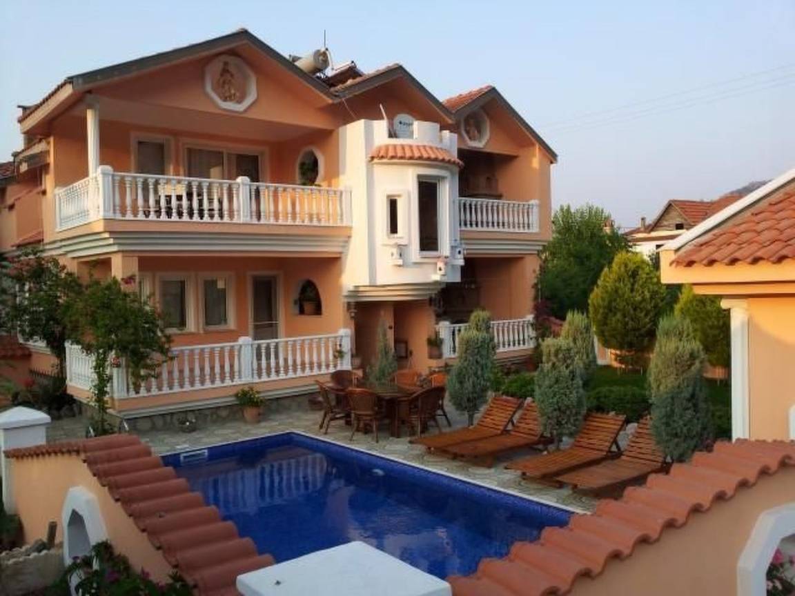 220 M² House ∙ 5 Bedrooms ∙ 11 Guests - Dalyan