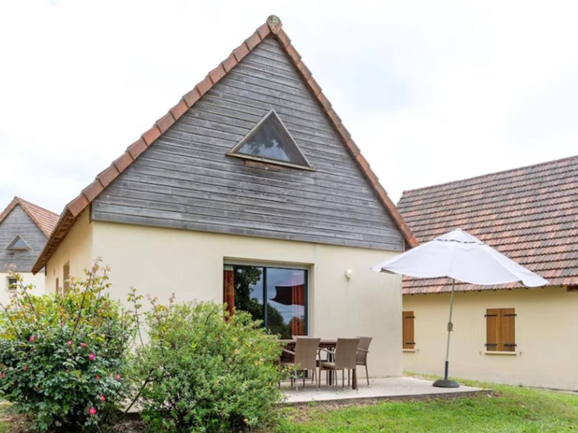 130 M² Maison De Vacances ∙ 4 Chambres ∙ 8 Personnes - Figeac