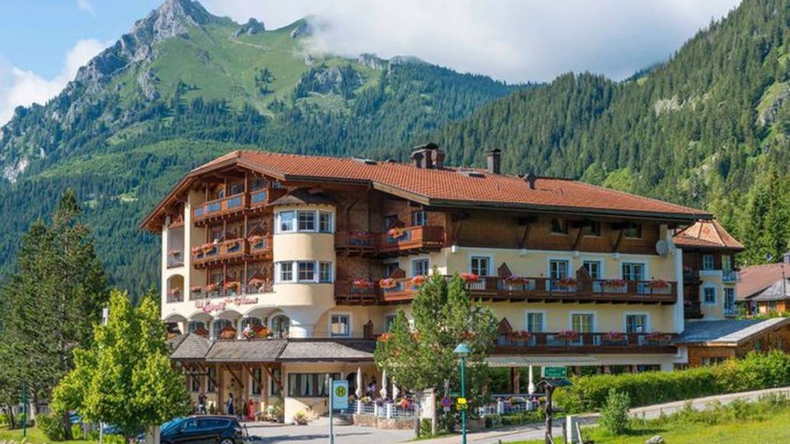 Hotel ∙ 2 Guests - Tannheimer Tal
