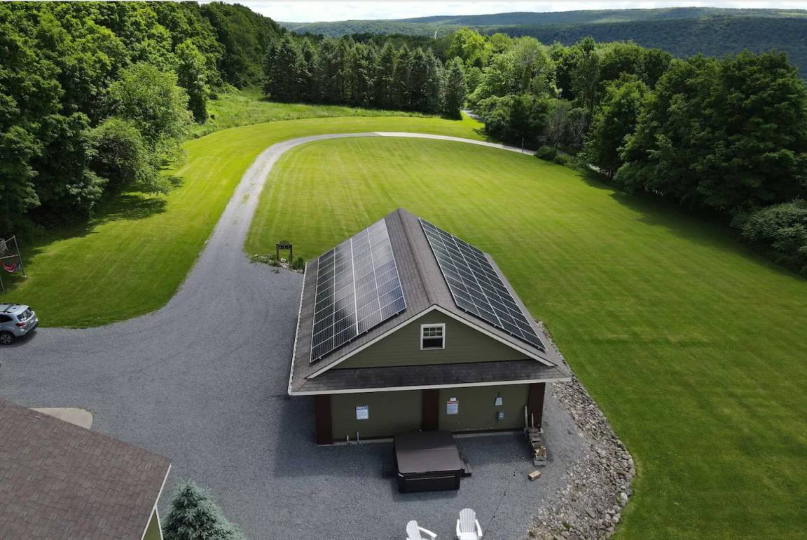 279 M² Villa ∙ 4 Bedrooms ∙ 8 Guests - Tully Lake, Tully