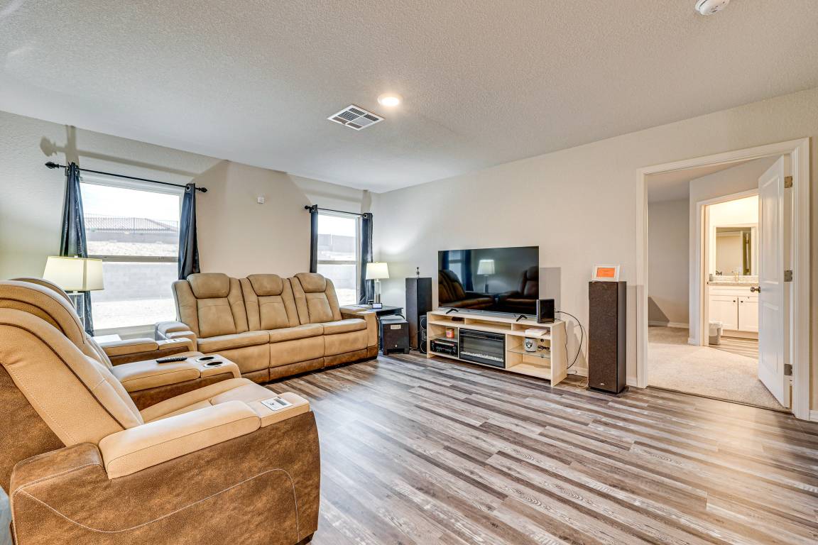 176 M² House ∙ 4 Bedrooms ∙ 10 Guests - Needles, CA