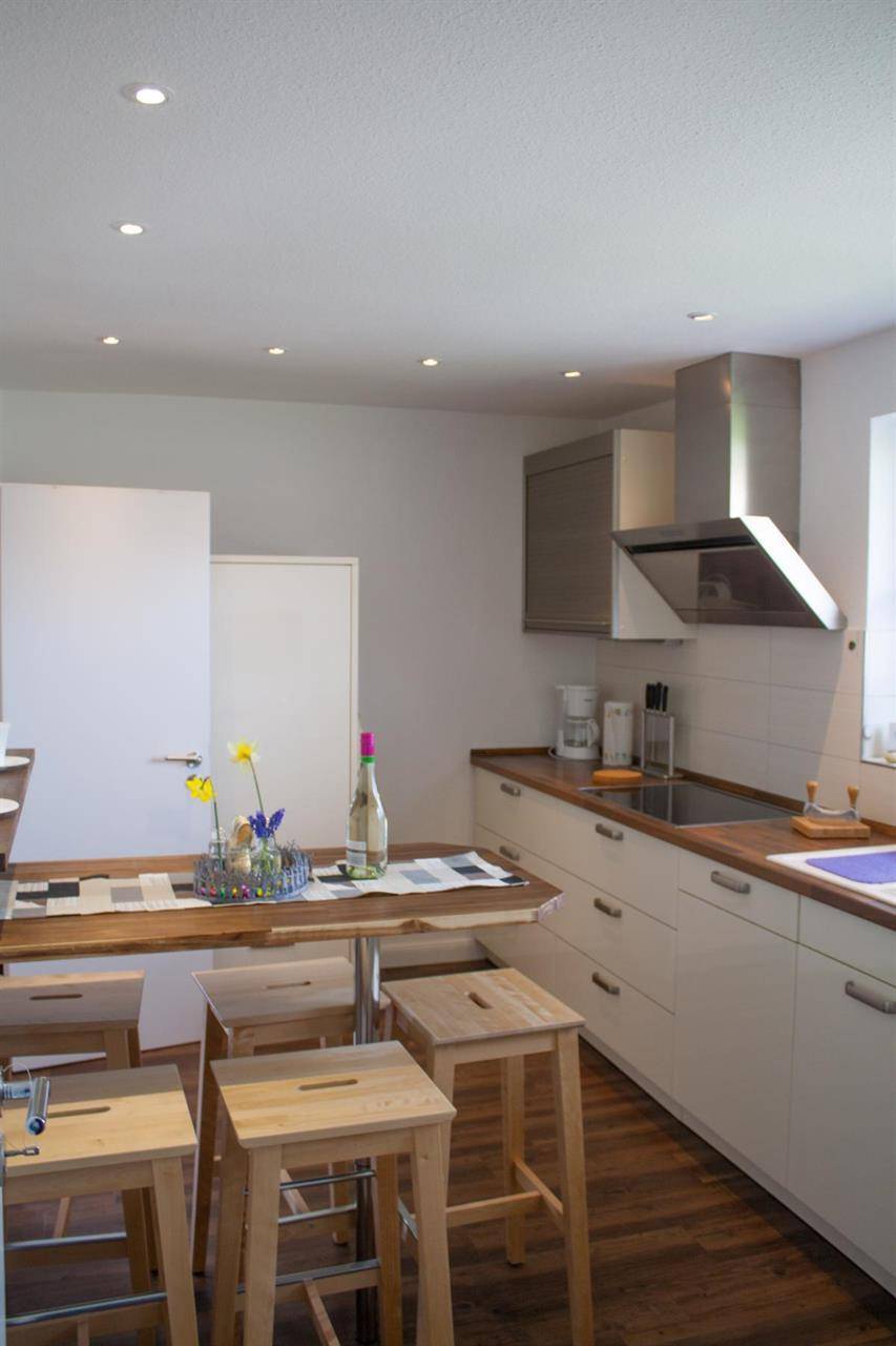 90 M² Apartamento ∙ 2 Habitaciones ∙ 4 Huéspedes - Tating