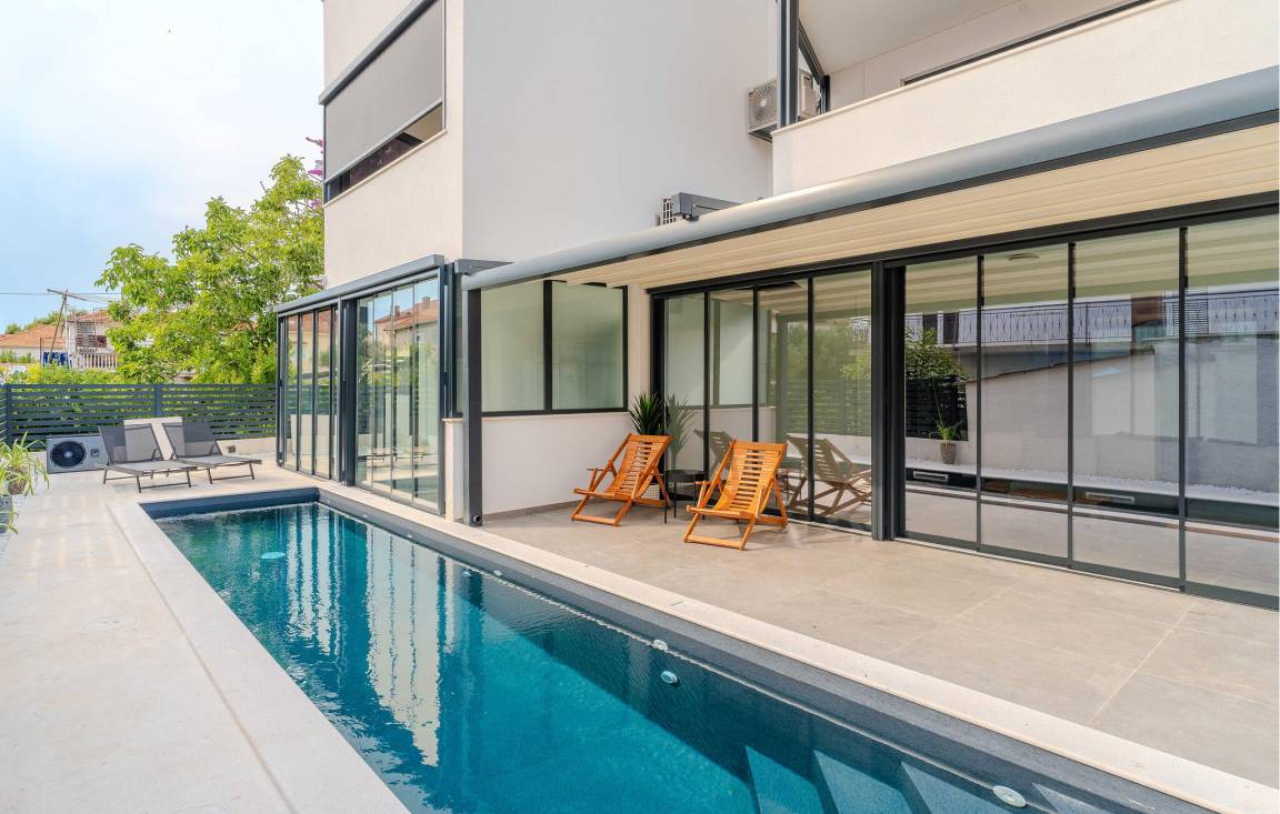 75 M² Appartement ∙ 2 Chambres ∙ 4 Personnes - Zadar