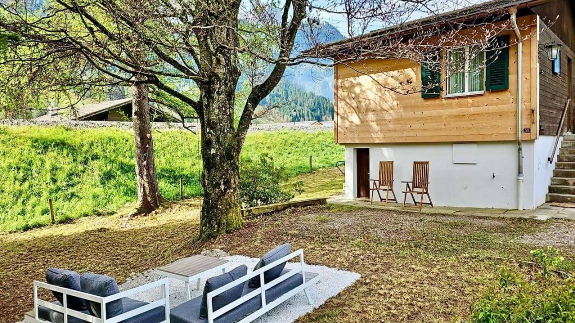 30 M² Talo ∙ 2 Makuuhuonetta ∙ 6 Vierasta - 
