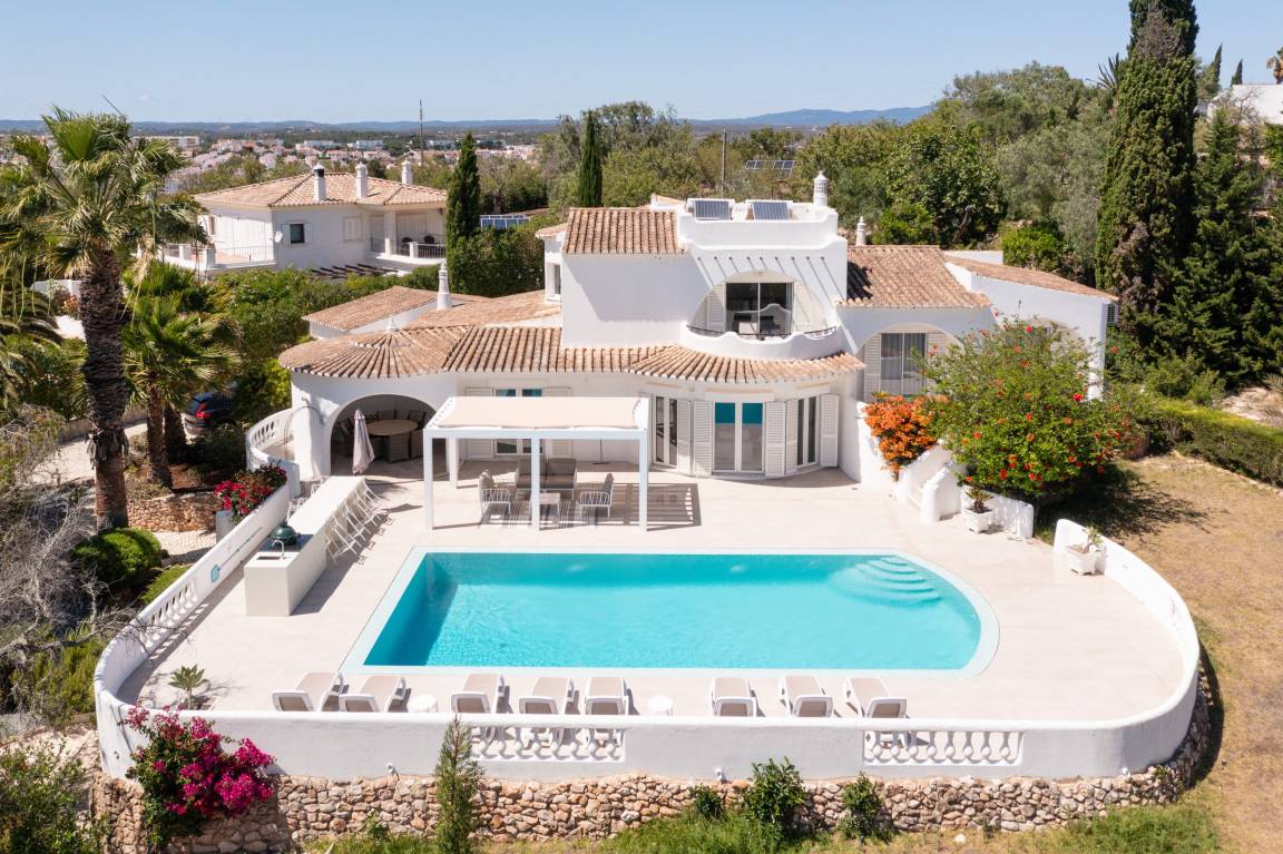 207 M² Villa ∙ 4 Habitaciones ∙ 8 Huéspedes - Lagos