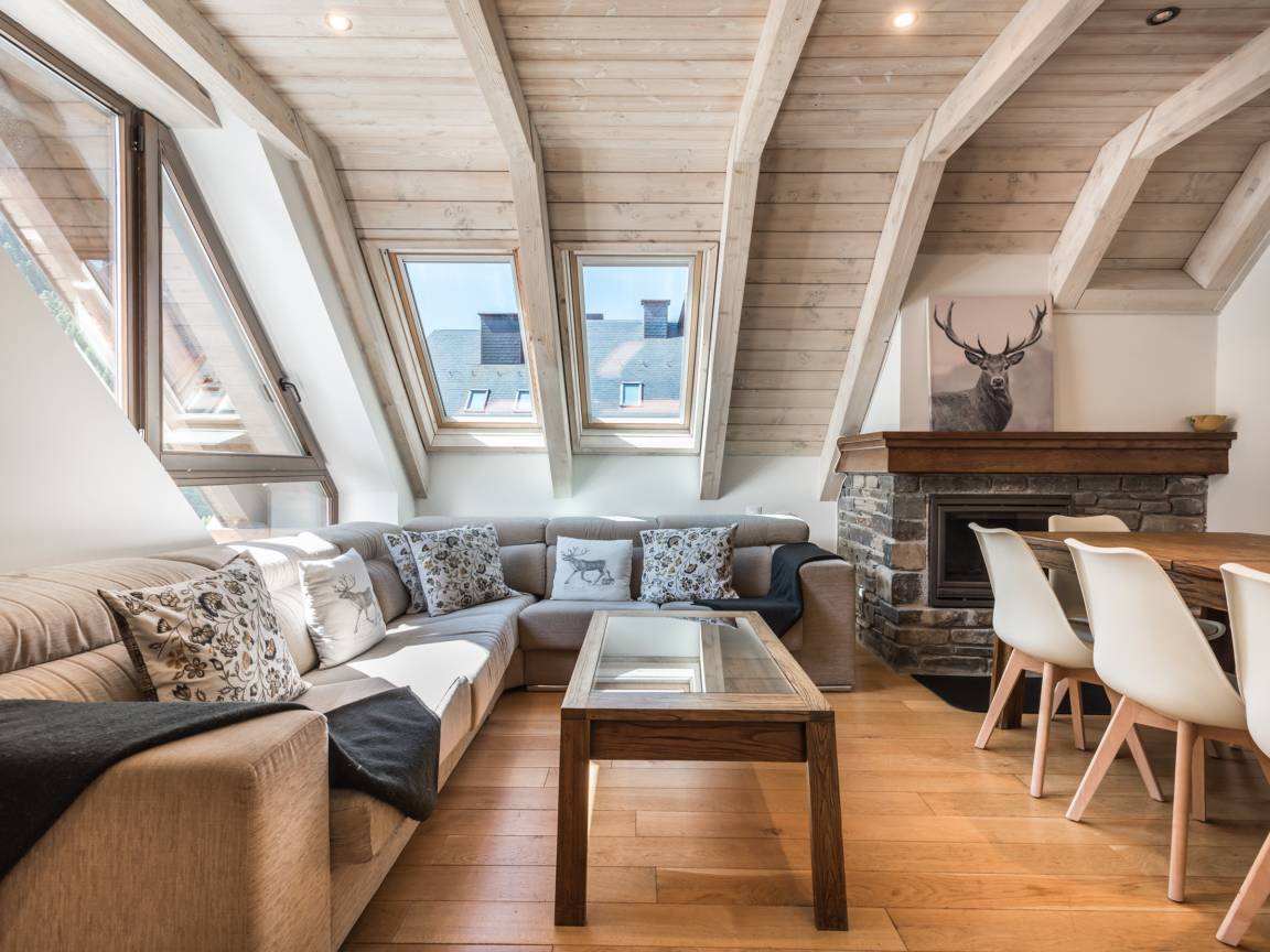 135 M² Apartamento ∙ 4 Quartos ∙ 10 Hóspedes - Baqueira