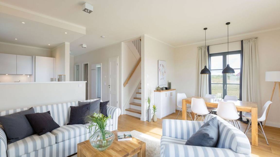 116 M² Ferienhaus ∙ 3 Schlafzimmer ∙ 4 Gäste - Hiddensee