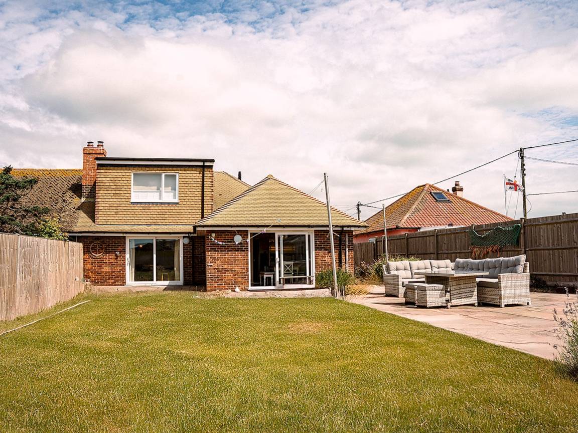 149 M² House ∙ 3 Bedrooms ∙ 6 Guests - Camber Sands