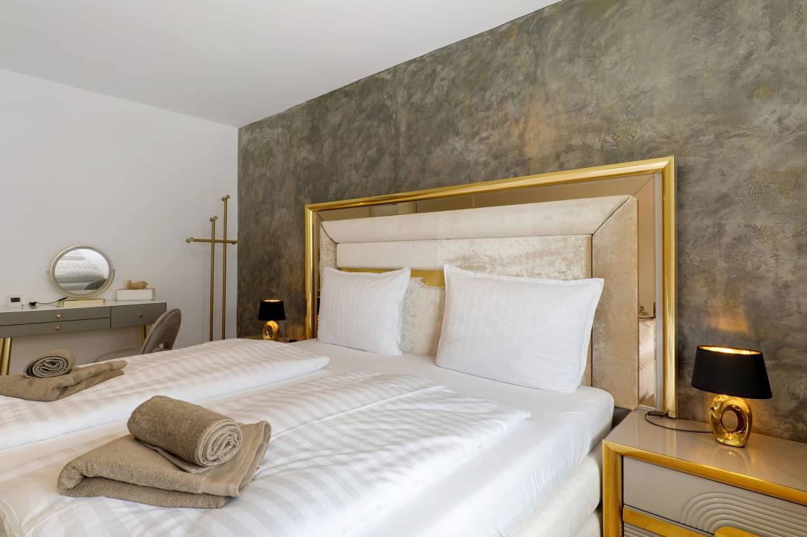 67 M² Ferienwohnung ∙ 2 Schlafzimmer ∙ 4 Gäste - Sinsheim