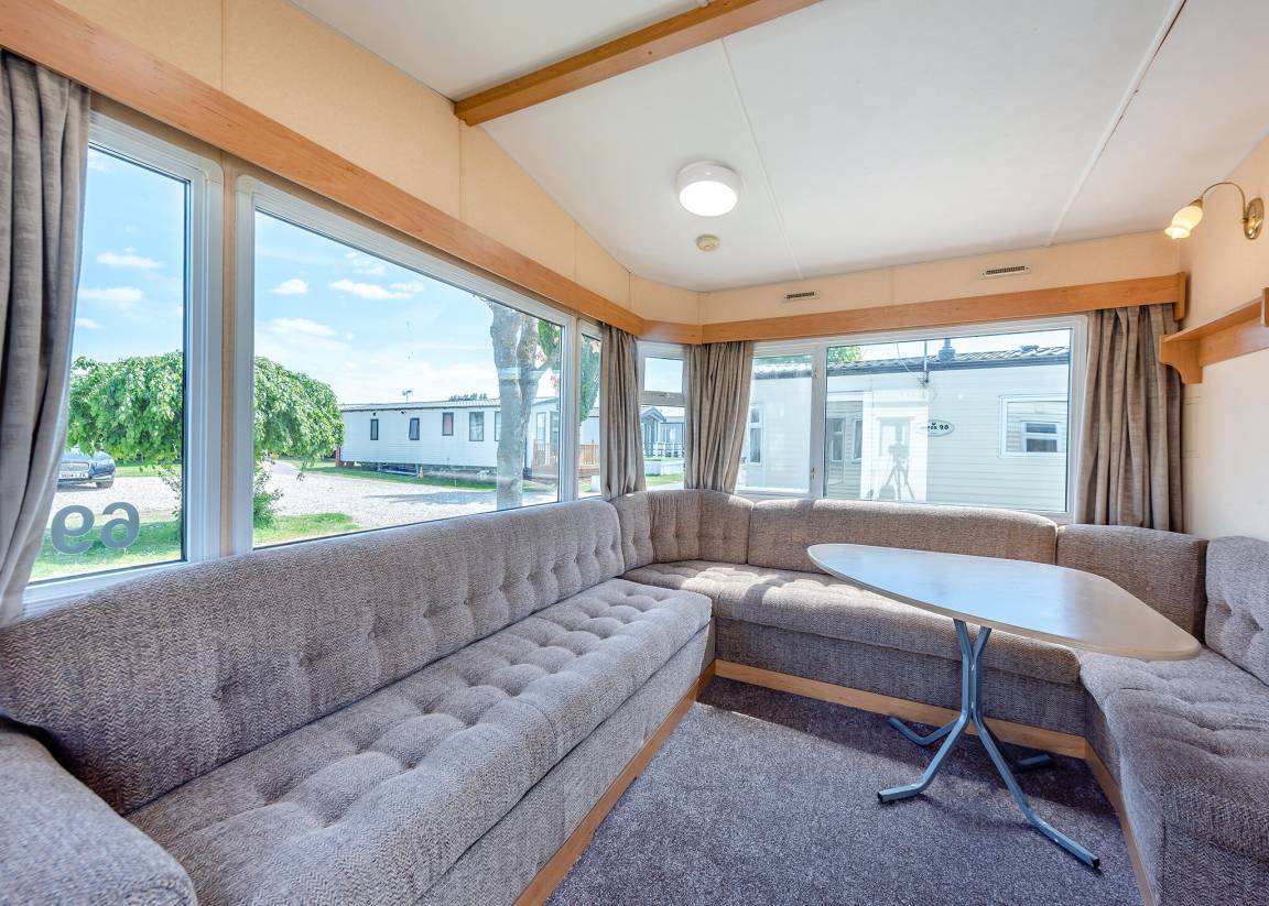 Caravan ∙ 1 Bedroom ∙ 4 Guests - Arundel