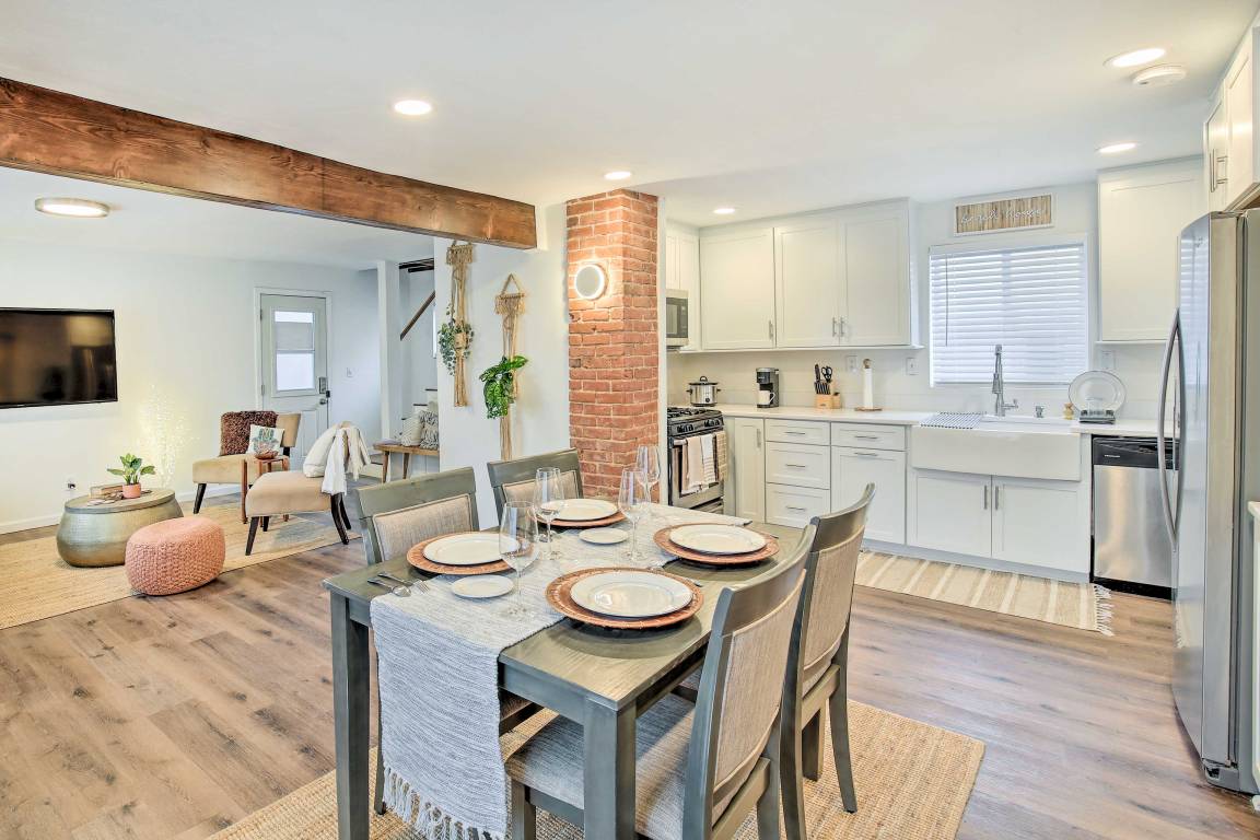 96 M² House ∙ 2 Bedrooms ∙ 6 Guests - Long Beach, CA