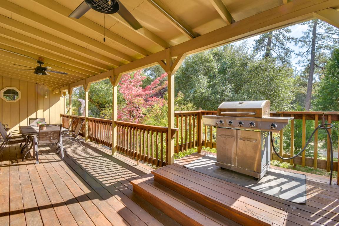 208 M² House ∙ 3 Bedrooms ∙ 14 Guests - Groveland, CA