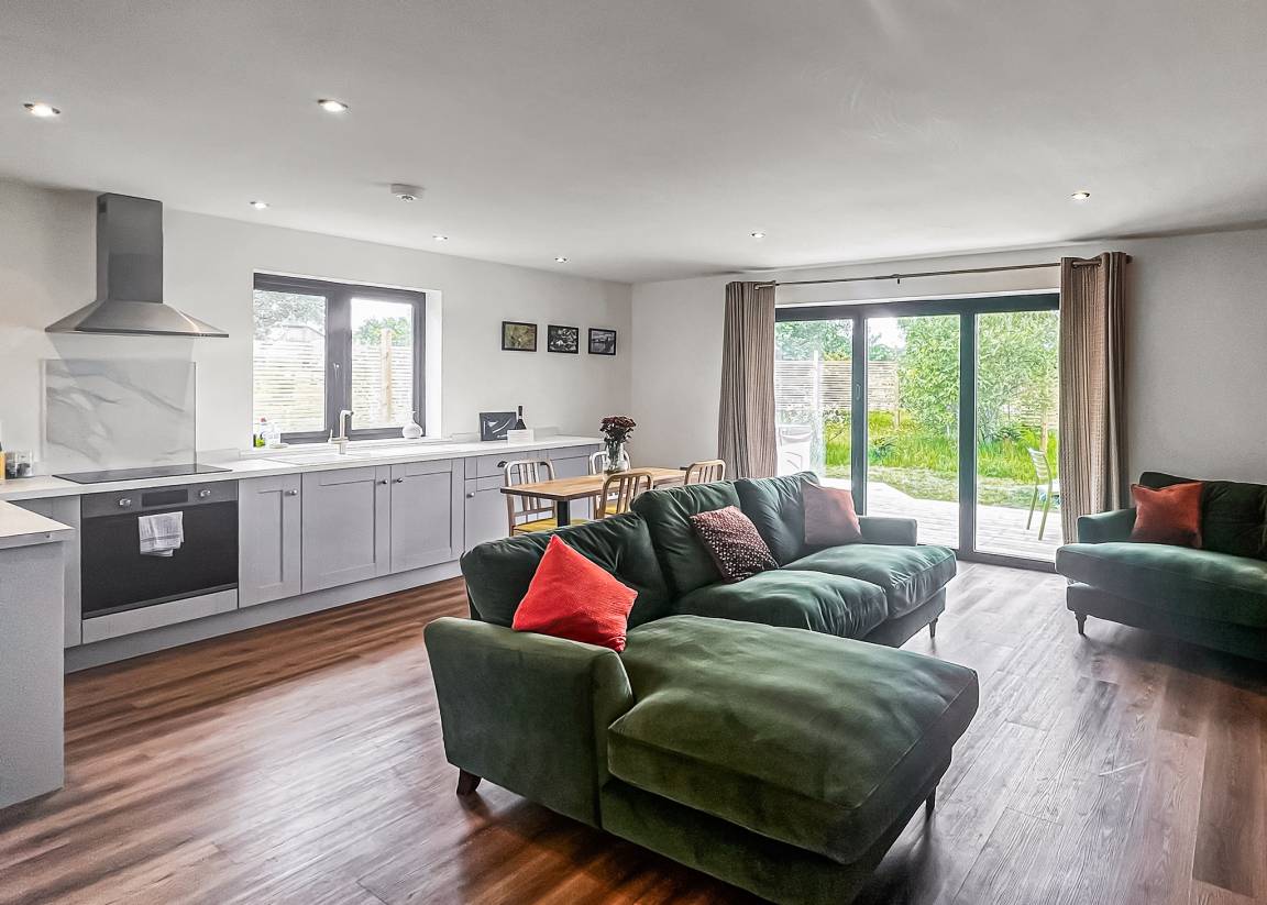 Chalet ∙ 2 Bedrooms ∙ 4 Guests - Suffolk