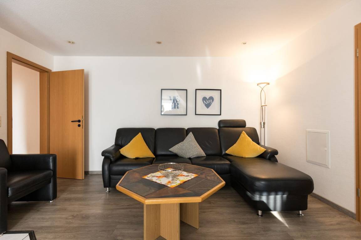 65 M² Apartment ∙ 3 Bedrooms ∙ 6 Guests - Norderney