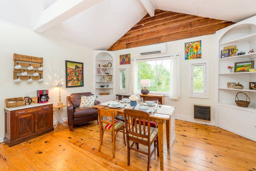 79 M² House ∙ 2 Bedrooms ∙ 4 Guests - Mountain Home, NC