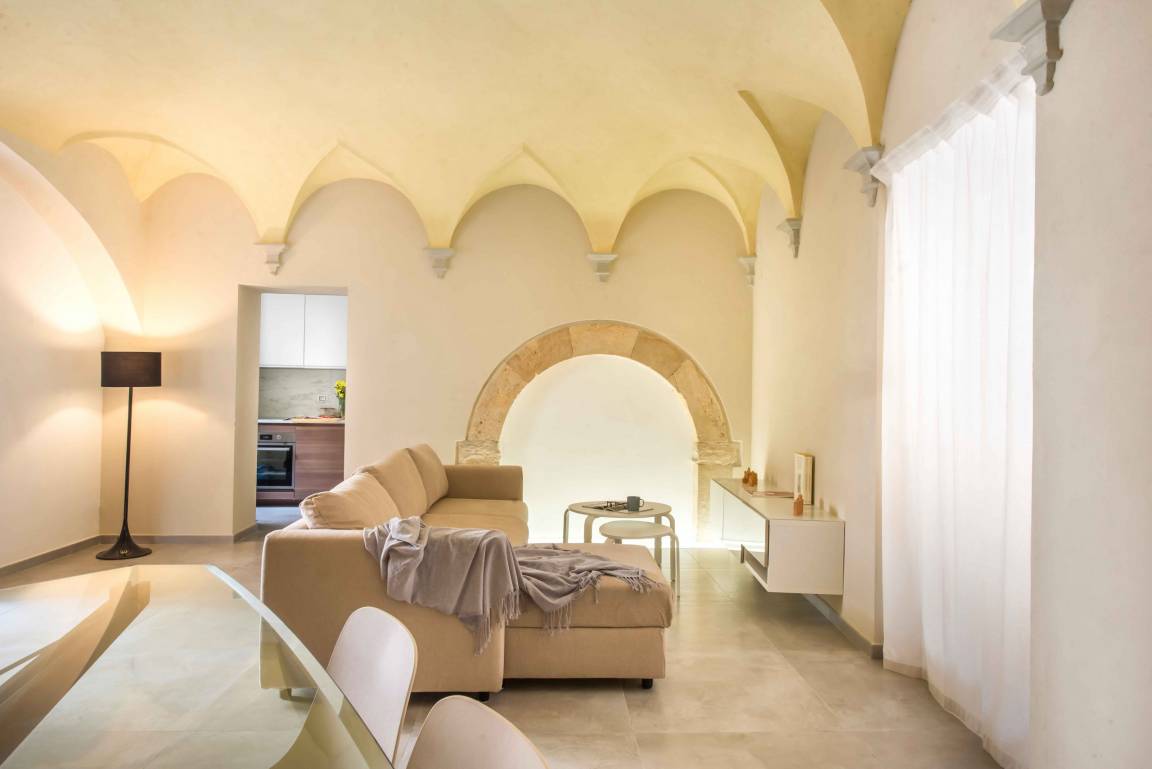 120 M² Apartment ∙ 2 Bedrooms ∙ 6 Guests - Palermo, Italy