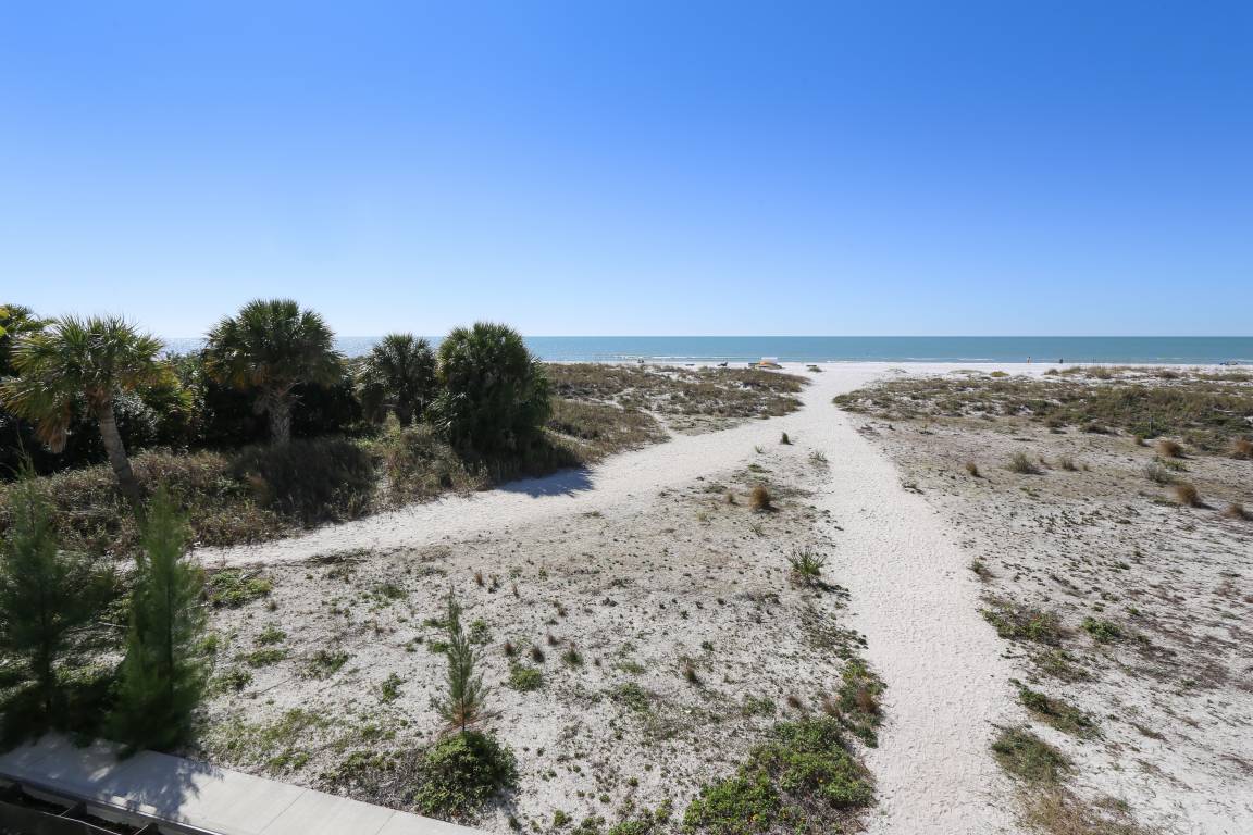 78 M² Condo ∙ 2 Bedrooms ∙ 6 Guests - Treasure Island, FL