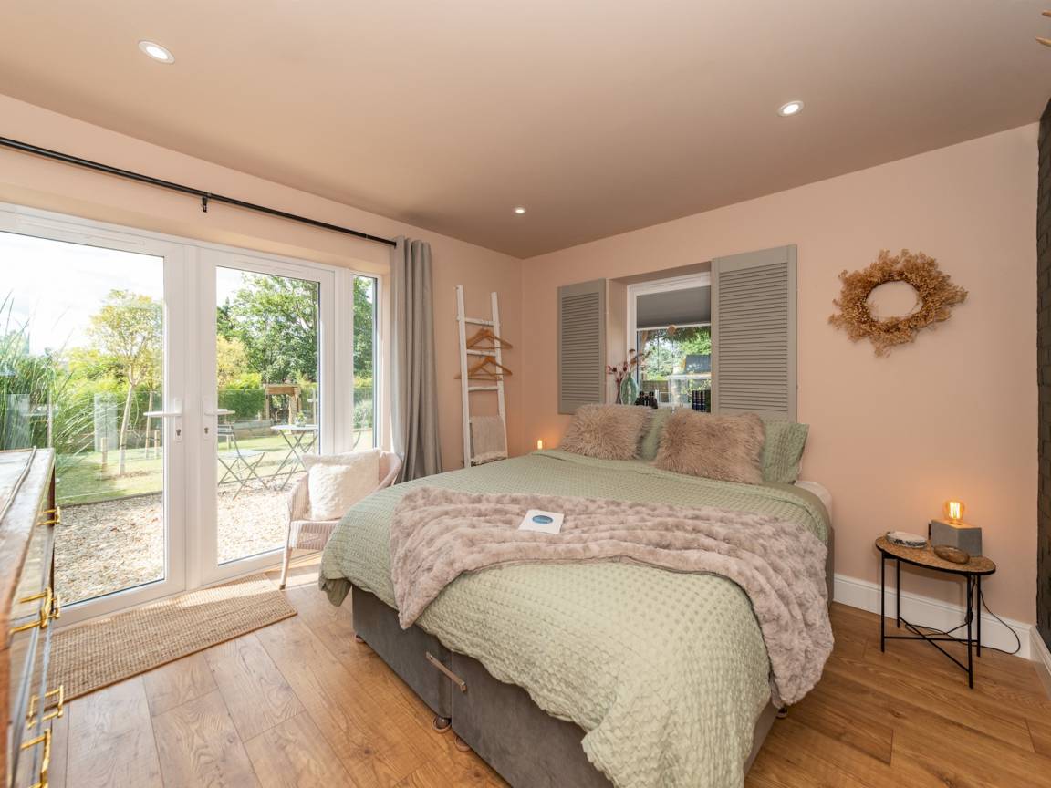 74 M² House ∙ 1 Bedroom ∙ 4 Guests - Reading