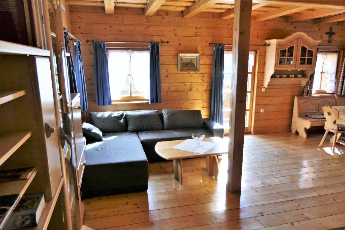 100 M² Ferienhaus ∙ 2 Schlafzimmer ∙ 4 Gäste - Arnbruck