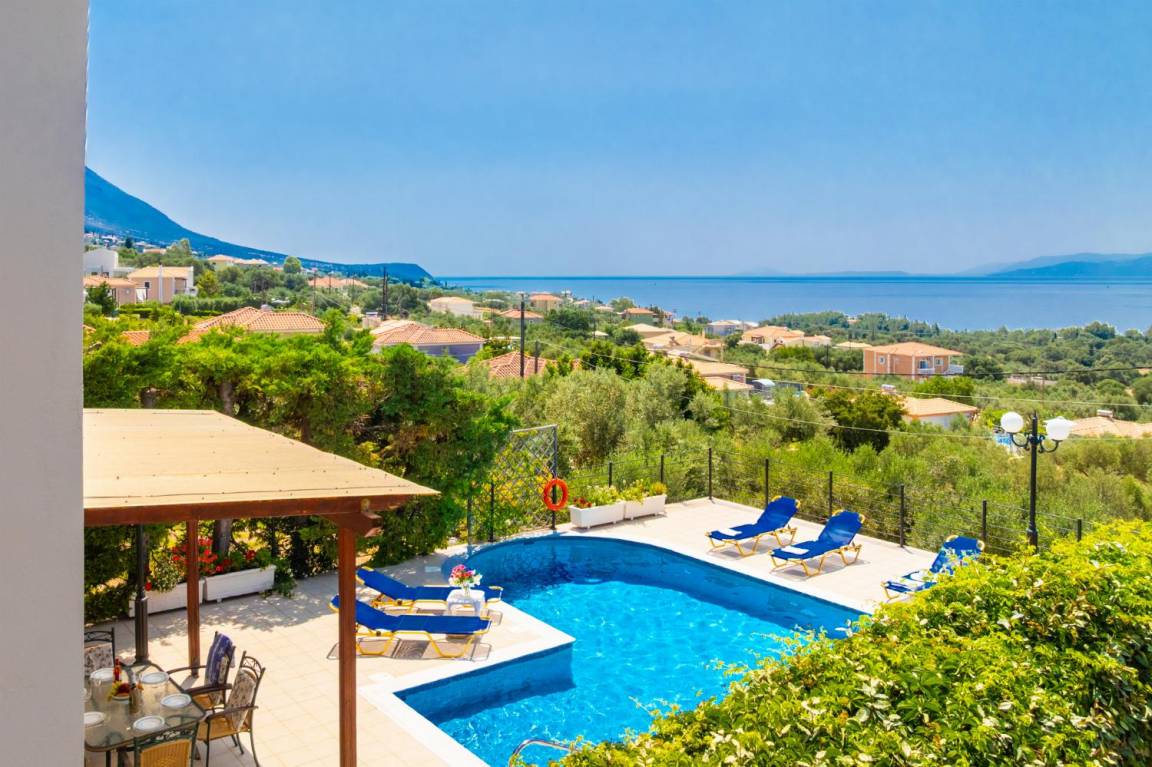 180 M² Villa ∙ 3 Bedrooms ∙ 6 Guests - Cephalonia