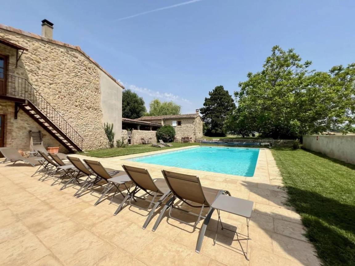 250 M² Gîte ∙ 6 Chambres ∙ 15 Personnes - Livron-sur-Drôme