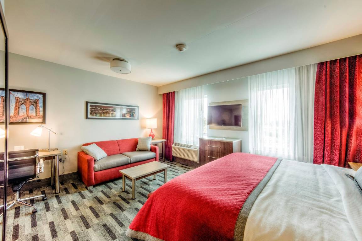 Hotel ∙ 1 Bedroom ∙ 4 Guests - Ohio