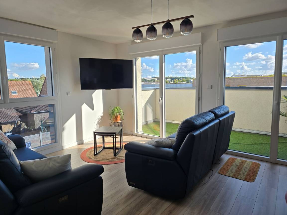 64 M² Appartement ∙ 2 Chambres ∙ 4 Personnes - Arques