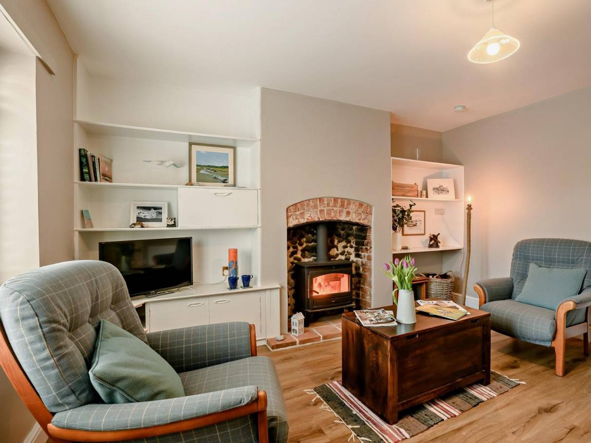 Cottage ∙ 2 Bedrooms ∙ 4 Guests - Holt