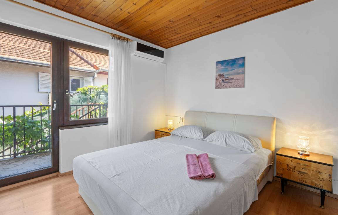 80 M² Ferienwohnung ∙ 3 Schlafzimmer ∙ 8 Gäste - Vodice