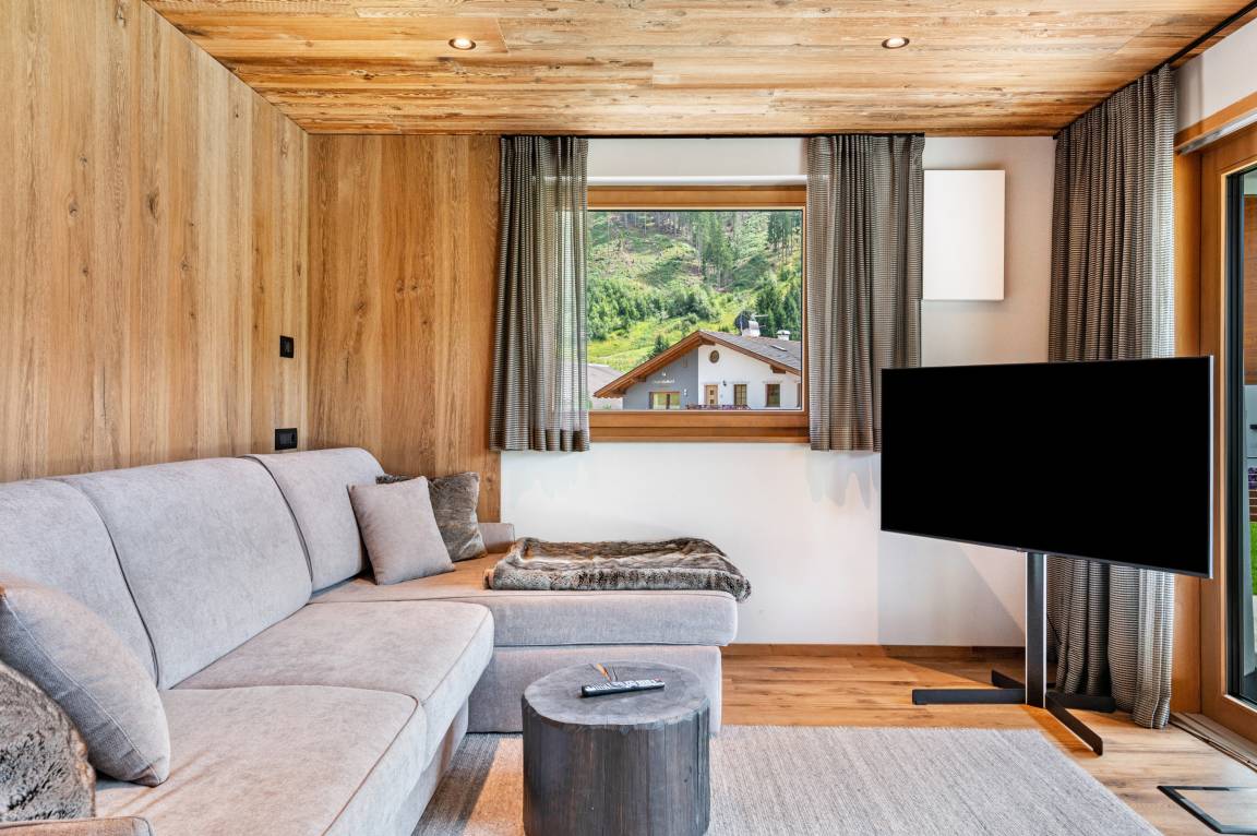 55 M² Apartment ∙ 2 Bedrooms ∙ 4 Guests - Val Gardena