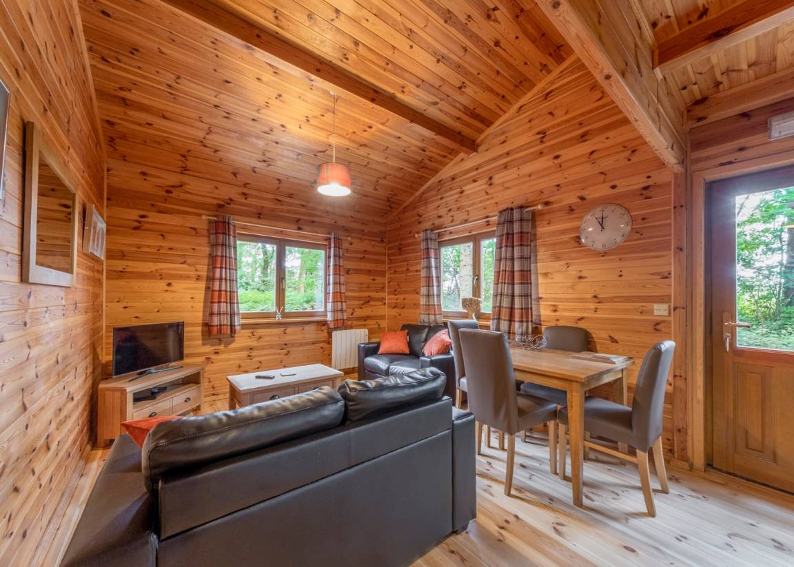 Chalet ∙ 2 Bedrooms ∙ 4 Guests - Cheshire