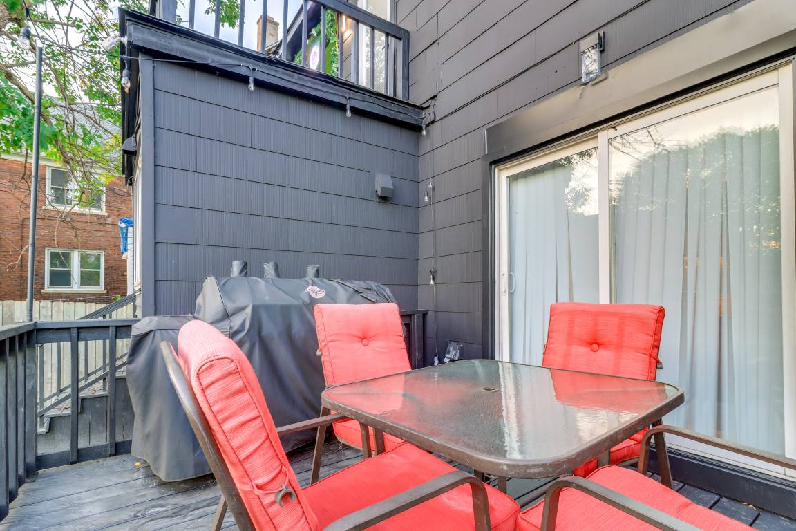 144 M² House ∙ 3 Bedrooms ∙ 6 Guests - Detroit, MI
