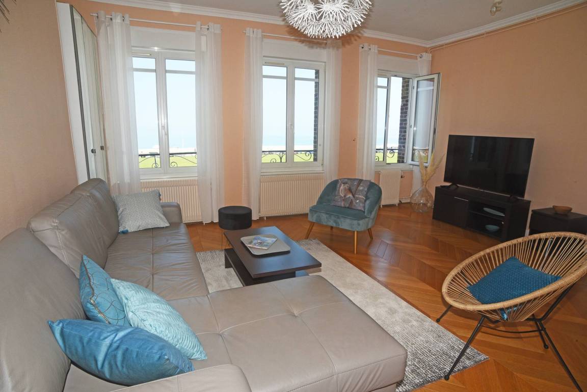 80 M² Appartement ∙ 2 Chambres ∙ 5 Personnes - Dieppe