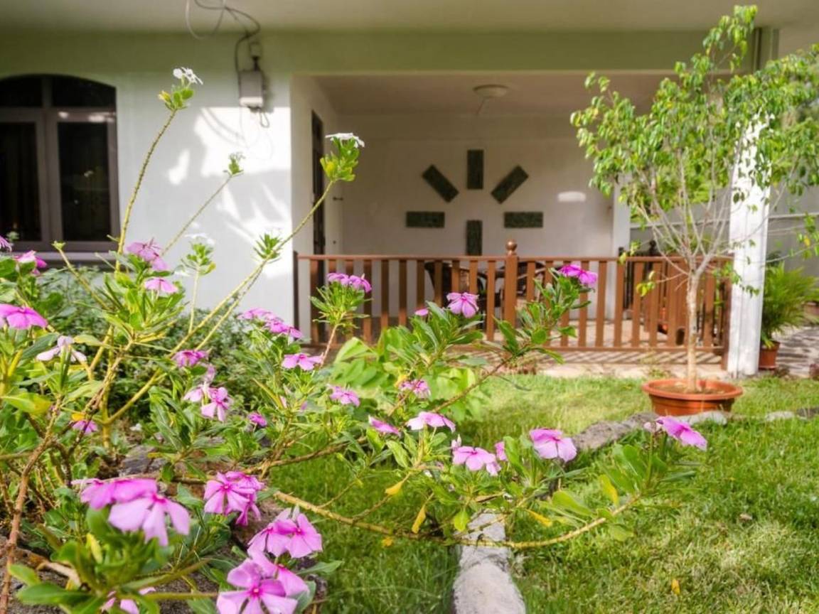 75 M² Apartment ∙ 2 Bedrooms ∙ 3 Guests - Port Louis