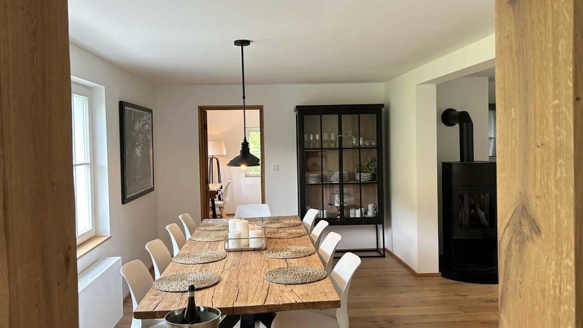 170 M² Ferienhaus ∙ 4 Schlafzimmer ∙ 9 Gäste - Medebach