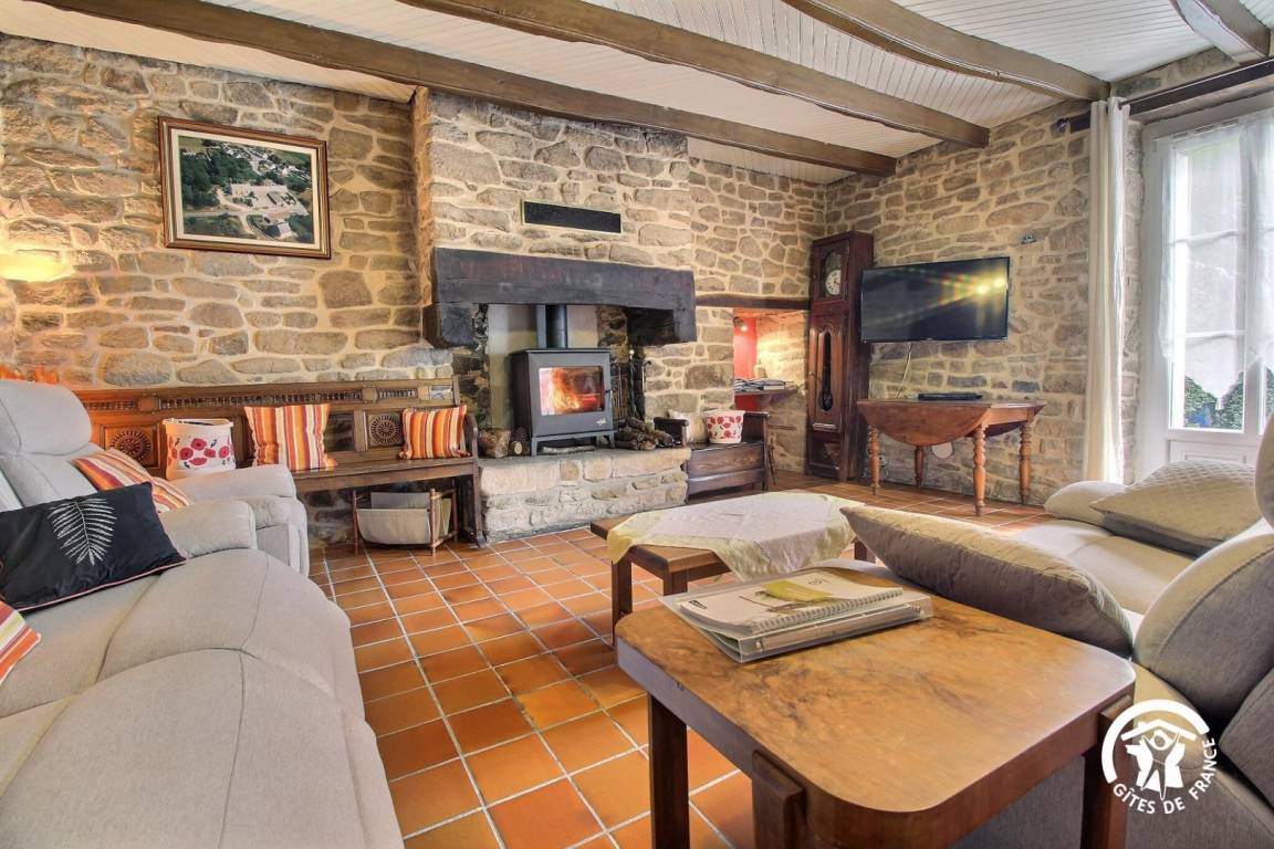 112 M² Gîte ∙ 3 Chambres ∙ 6 Personnes - Étel