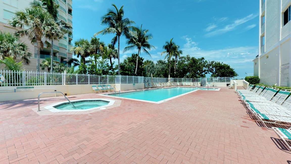 Condo ∙ 1 Bedroom ∙ 2 Guests - Marco Island, FL