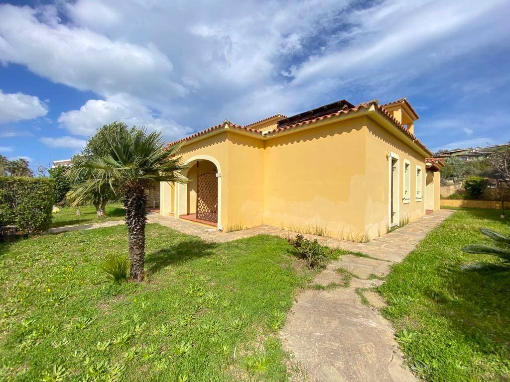 70 M² Apartamento ∙ 2 Habitaciones ∙ 4 Huéspedes - San Teodoro