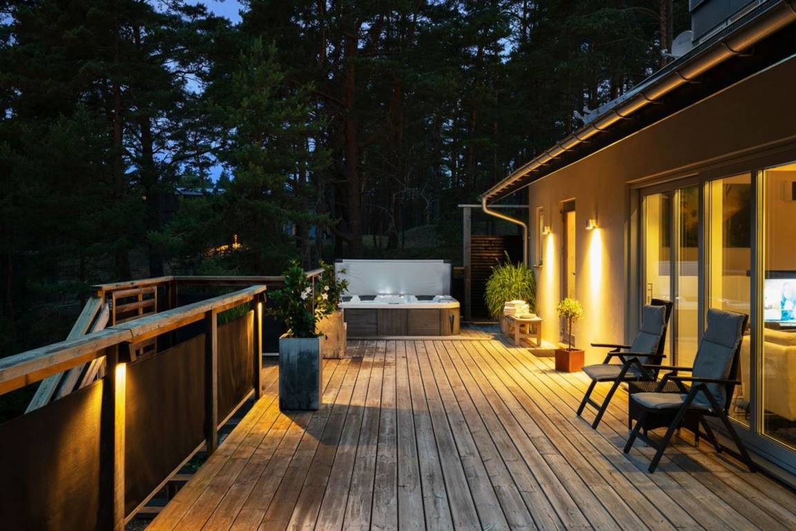 135 M² Hus ∙ 4 Sovrum ∙ 10 Gäster - Kristianstad