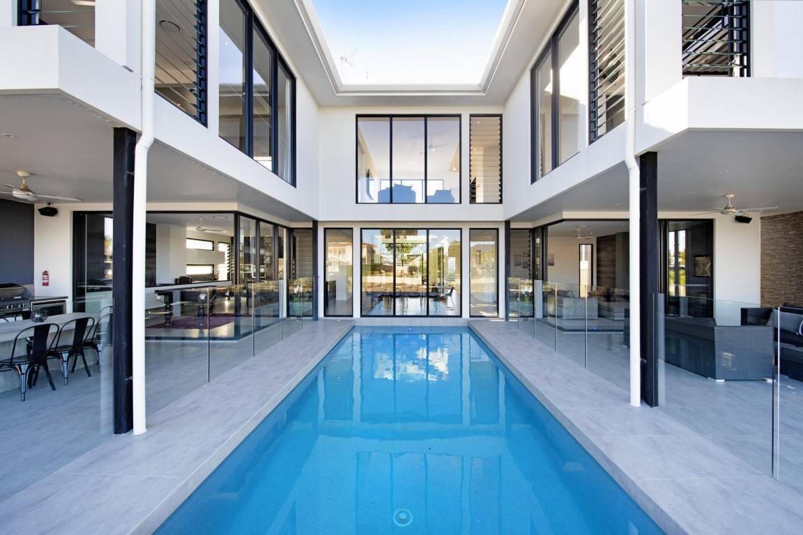 355 M² Maison De Vacances ∙ 5 Chambres ∙ 14 Personnes - Surfers Paradise