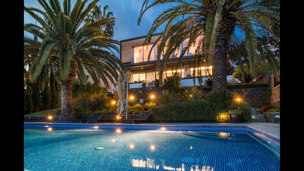 250 M² House ∙ 5 Bedrooms ∙ 10 Guests - Madeira