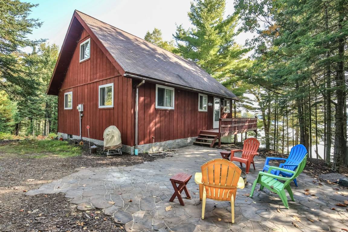 House ∙ 2 Bedrooms ∙ 10 Guests - St. Germain, WI