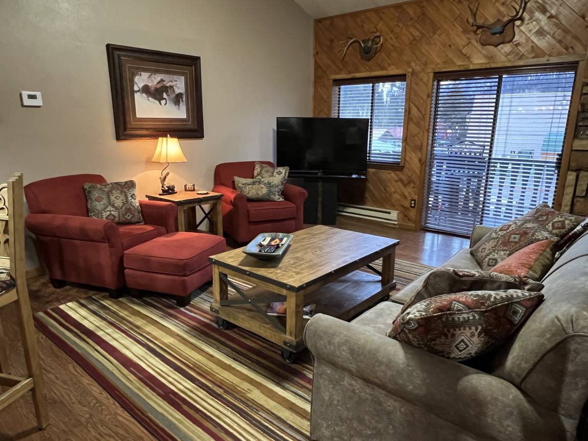 Apartamento ∙ 3 Habitaciones ∙ 8 Huéspedes - Red River, NM