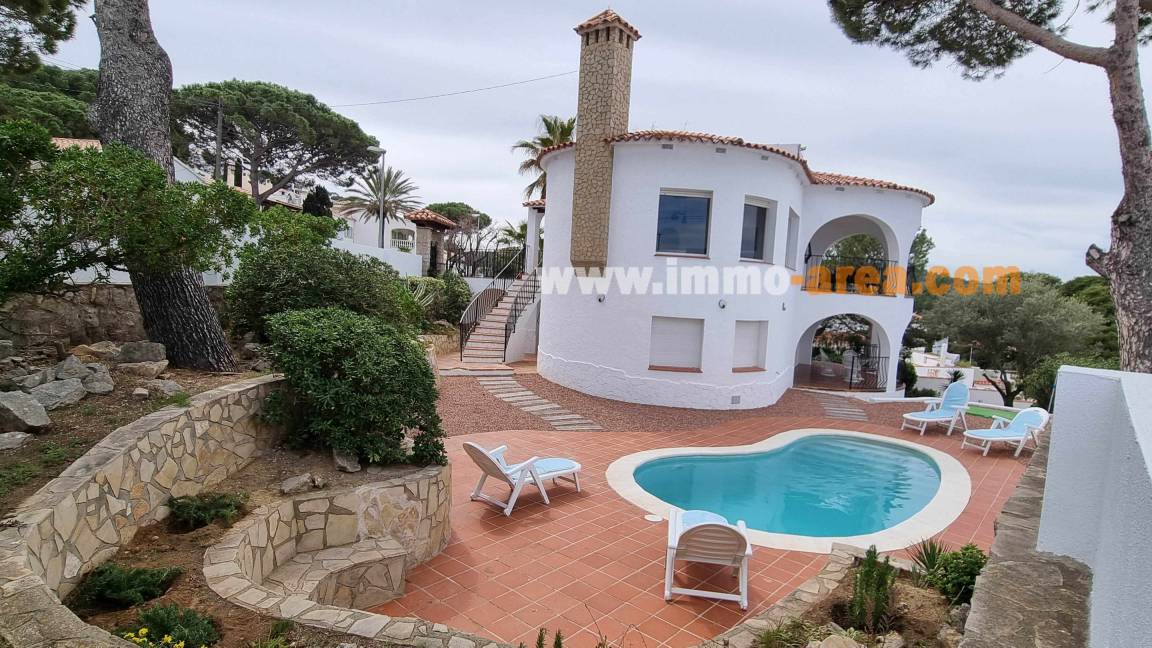 285 M² Casa ∙ 5 Habitaciones ∙ 12 Huéspedes - La Escala