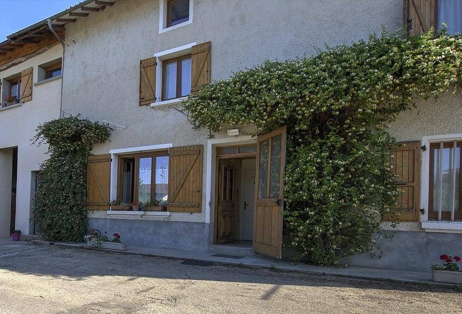 80 M² Gîte ∙ 2 Chambres ∙ 4 Personnes - Saint-Vulbas