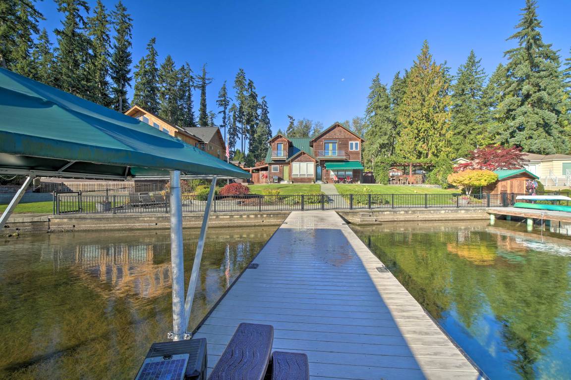 226 M² House ∙ 4 Bedrooms ∙ 8 Guests - Ohop Lake, WA