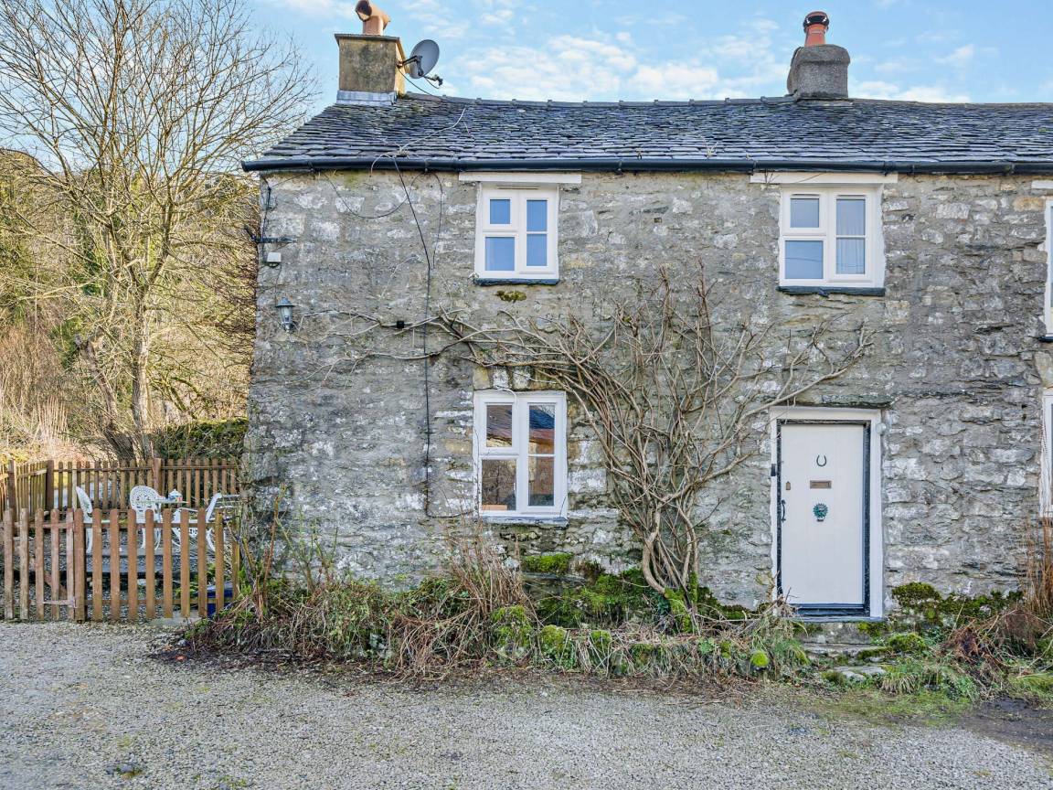Cottage ∙ 2 Bedrooms ∙ 4 Guests - Grange-over-Sands