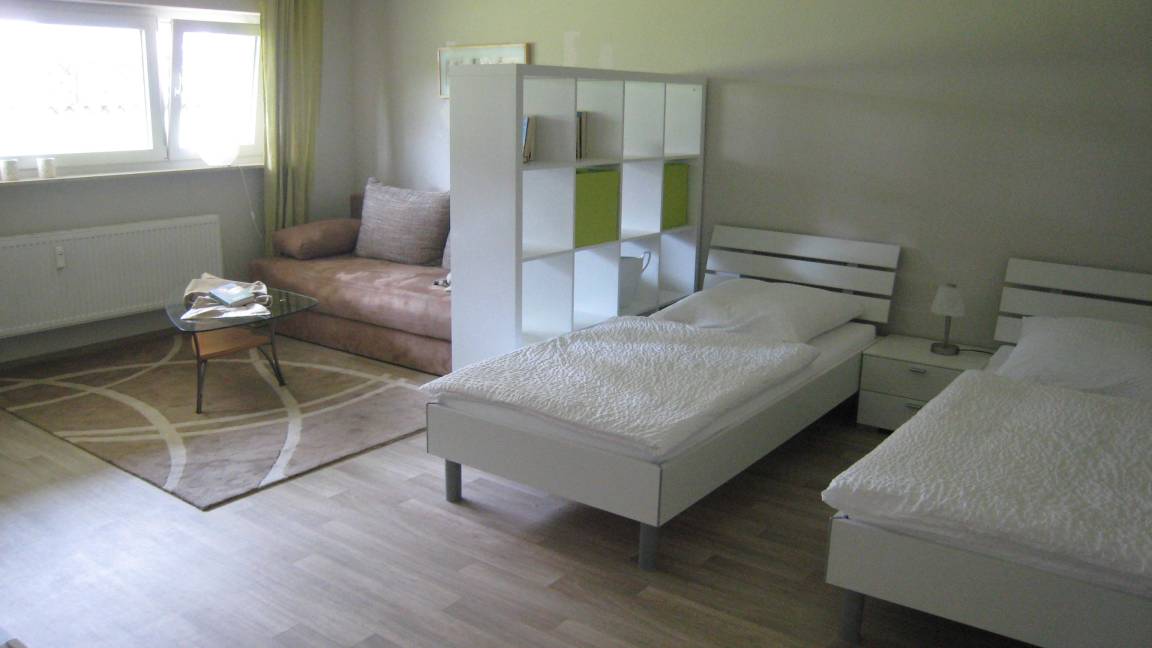 45 M² Ferienwohnung ∙ 1 Schlafzimmer ∙ 3 Gäste - Frankfurt